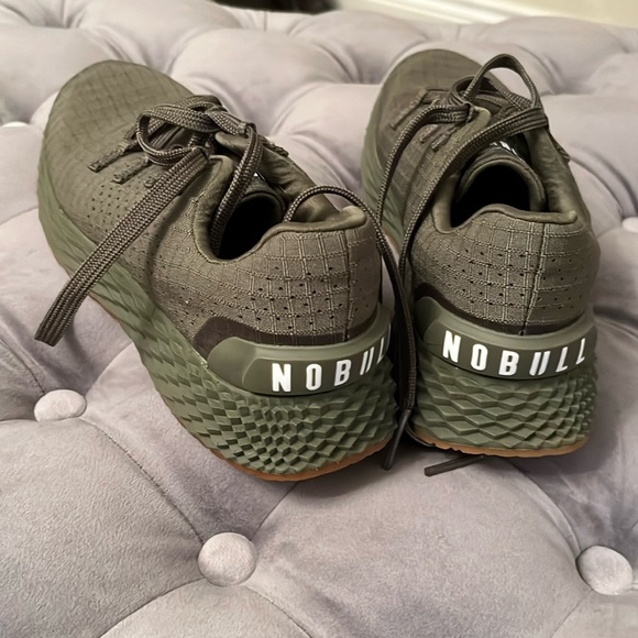 NOBULL | Shoes | No Bull Womens Gumstop Runners Womens Size 6 | Poshmark